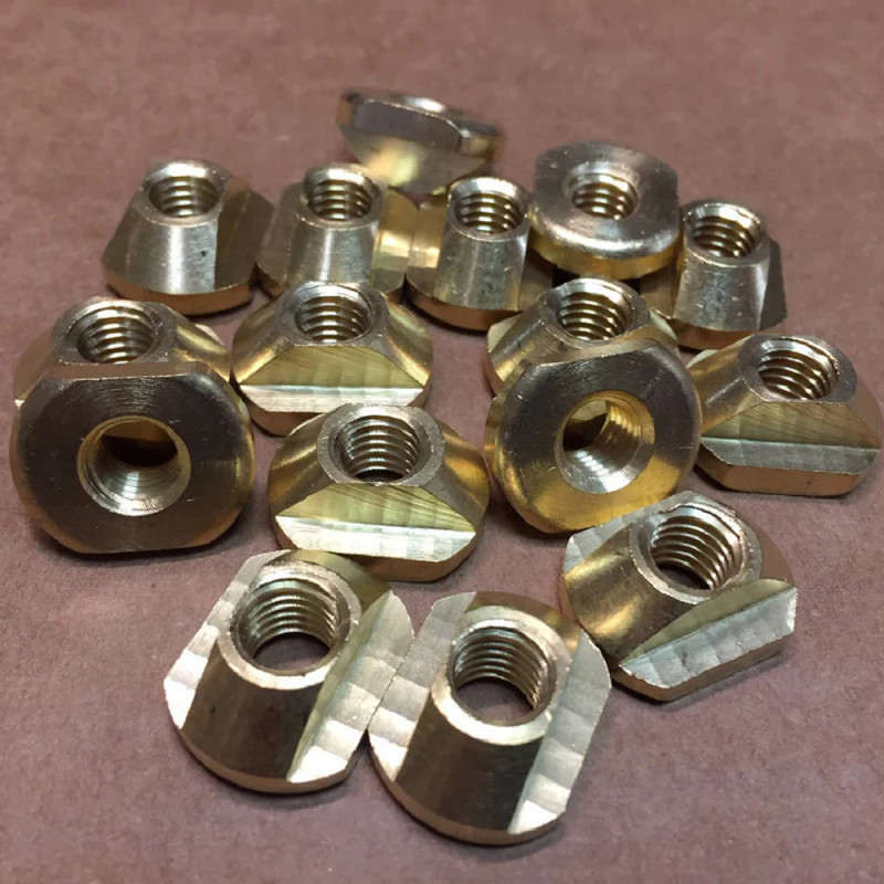 LOT DE 4 TRACK NUTS POUR FOIL AVEC VISSERIE - M8